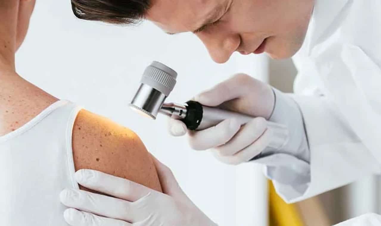 Dermatólogo en CDMX | $599 pesos por Consulta | Punto Clínico Especialistas